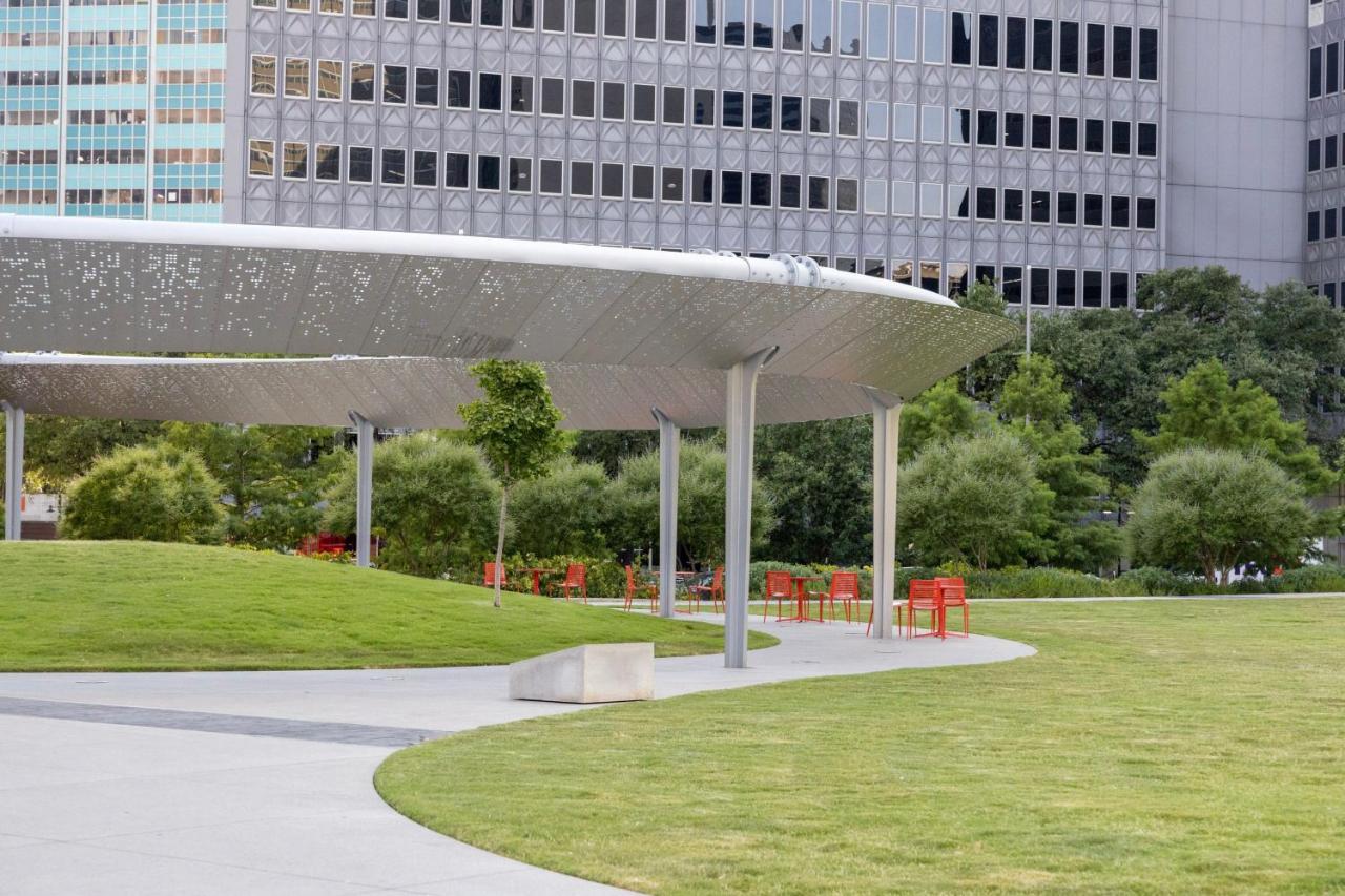 SHERATON DALLAS HOTEL DALLAS | 4-STAR ACCOMMODATION WITH SKYLINE VIEW